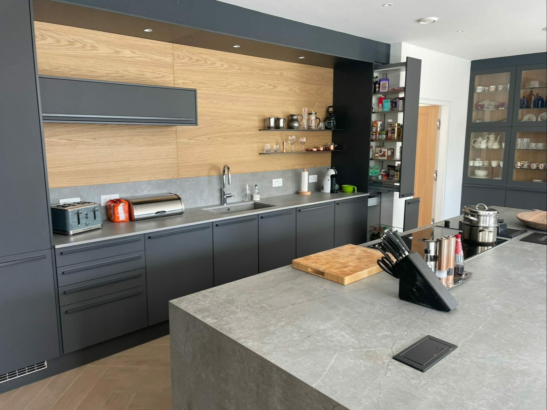 Kitchen Storage Ideas To Keep Your Space Clutter-Free - Tolle Kitchens